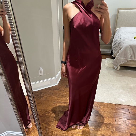 Lovely | Dresses | Lovely Draped Twist Halter Tieback Trumpet Gown ...